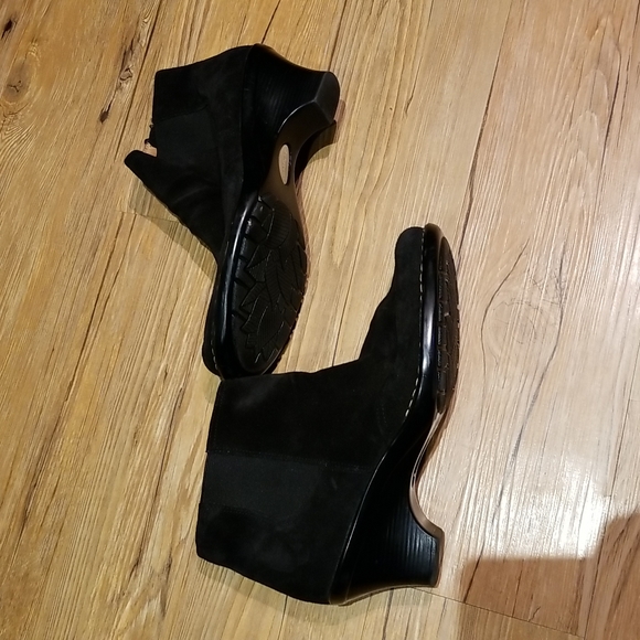 Softspots | Shoes | Soft Spots Black Leather Ankle Boots | Poshmark
